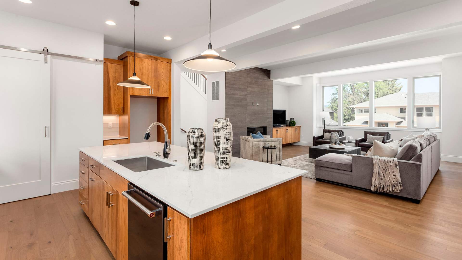 Cairo - Valiant Surfaces